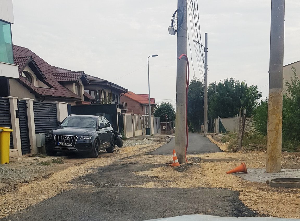 STÂLPUL din MIJLOCUL drumului, de pe vremea lui FĂGĂDĂU, va fi MUTAT ...