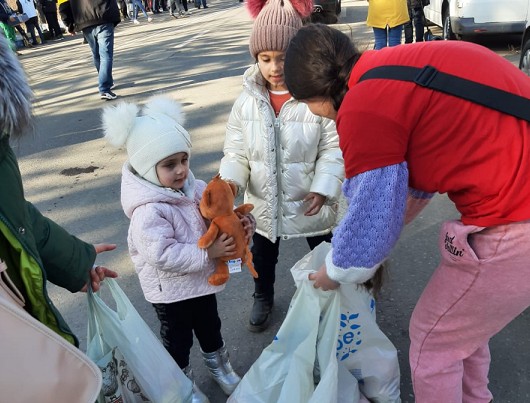 Mai mult de 7,5 milioane de copii, prinși în mijlocul războiului din ...